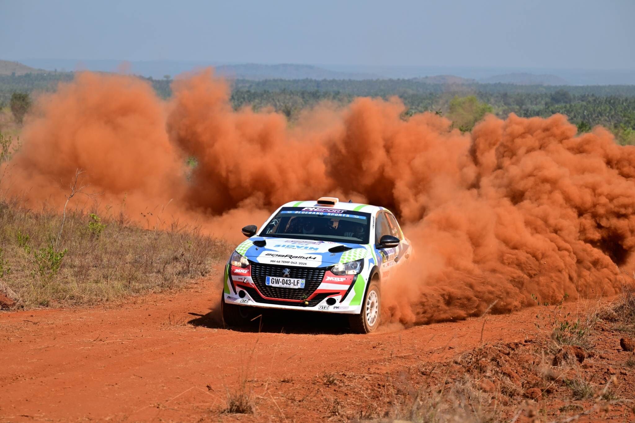 Dean Mascarenhas and Gagan Karumbaiah win at K1000 Rally